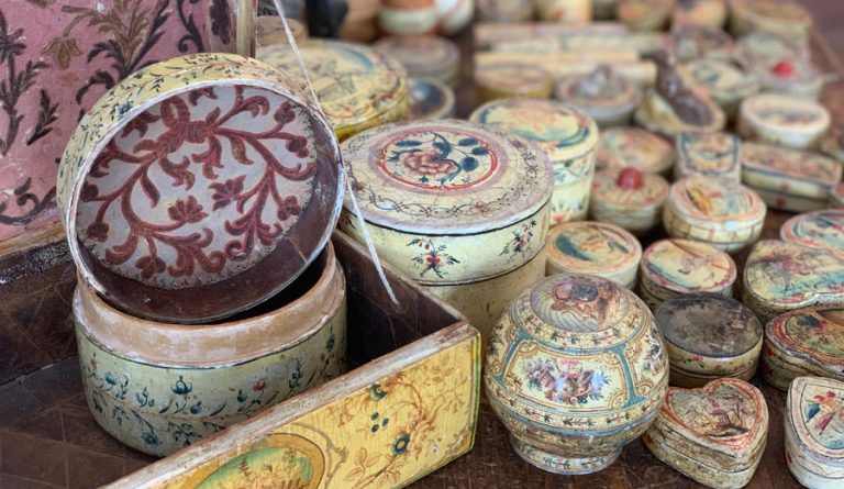 Divine scents in Ancient Greece - Paris Perfume Museum